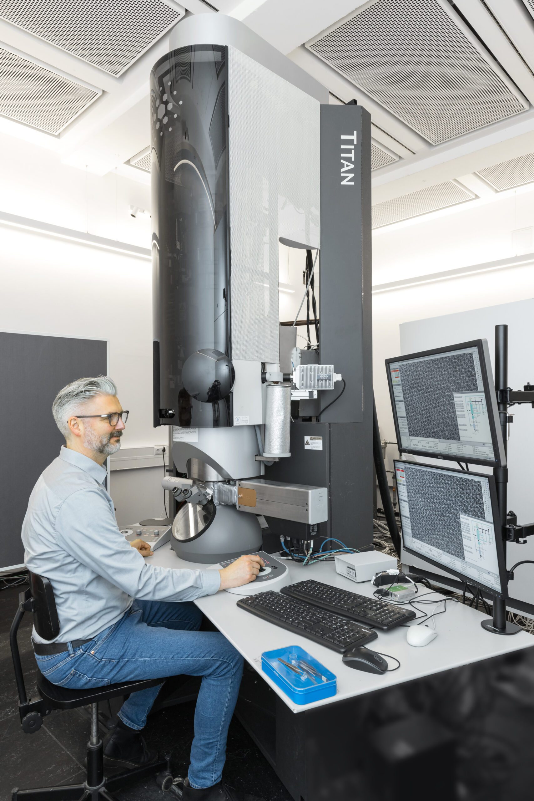 FEI Titan 80-300 STEM | er-c